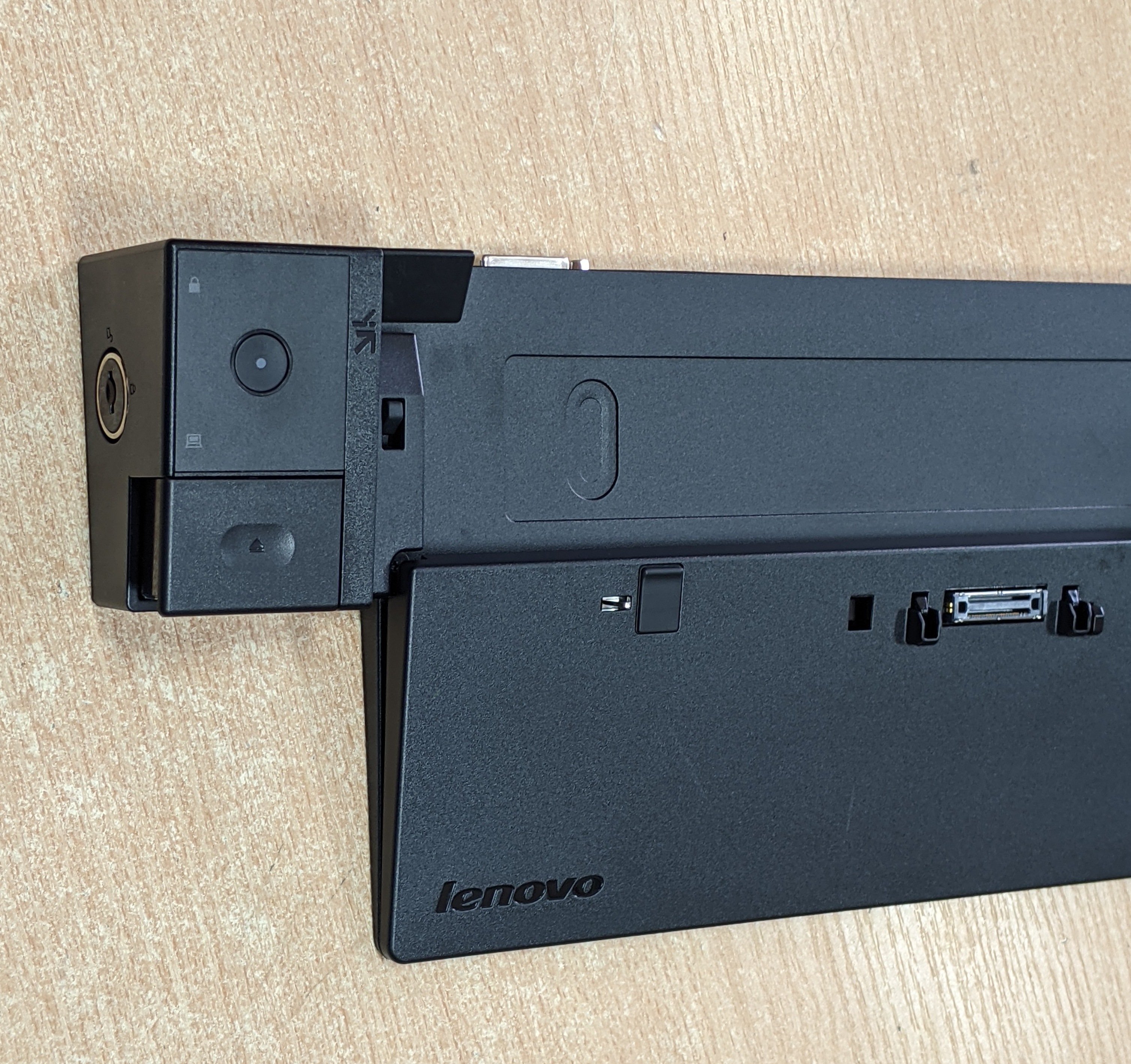Lenovo ThinkPad Ultra Dock 40A2 А клас | докинг станции за лаптопи | Nextbg